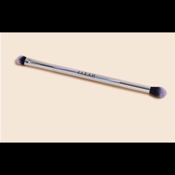 Farah | Makeup | Farah 22 E Shade And Blend Brush Bundle Me | Poshmark